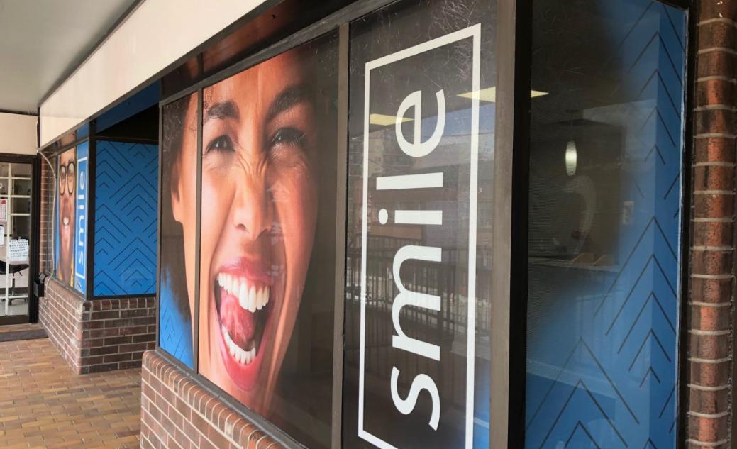 Window Graphics Ideas to Boost Foot Traffic for Brentwood Retailers